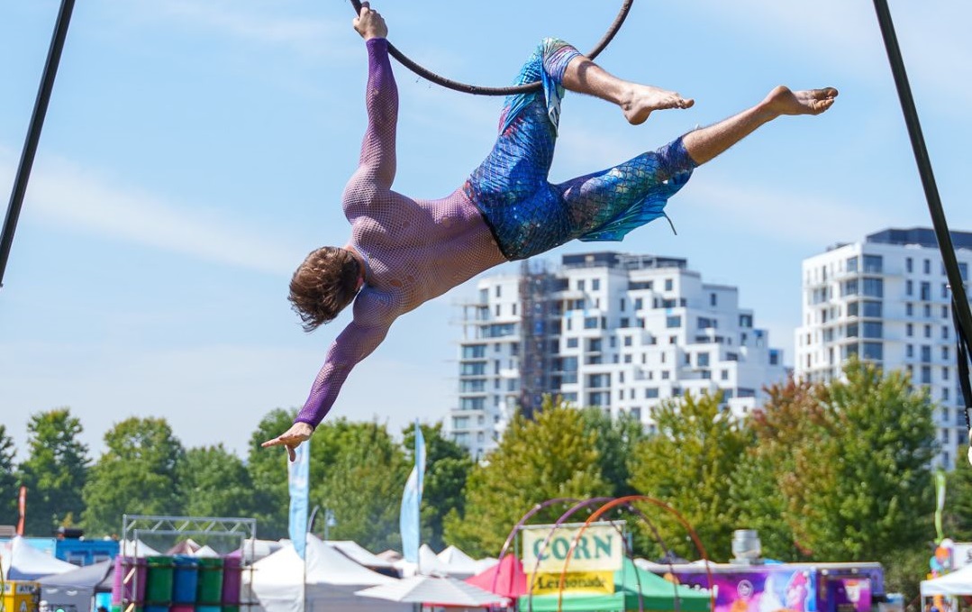 Toronto’s International BuskerFest 2025: A Street Performance Spectacle ...